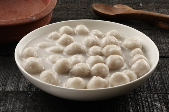 Kartupeļu klimpu piena zupa no bērnības | Mammamuntetiem.lv