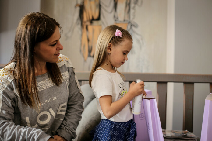 TOP meiteņu frizūras šovasar! Idejas gan plāniem, gan bieziem matiem ...