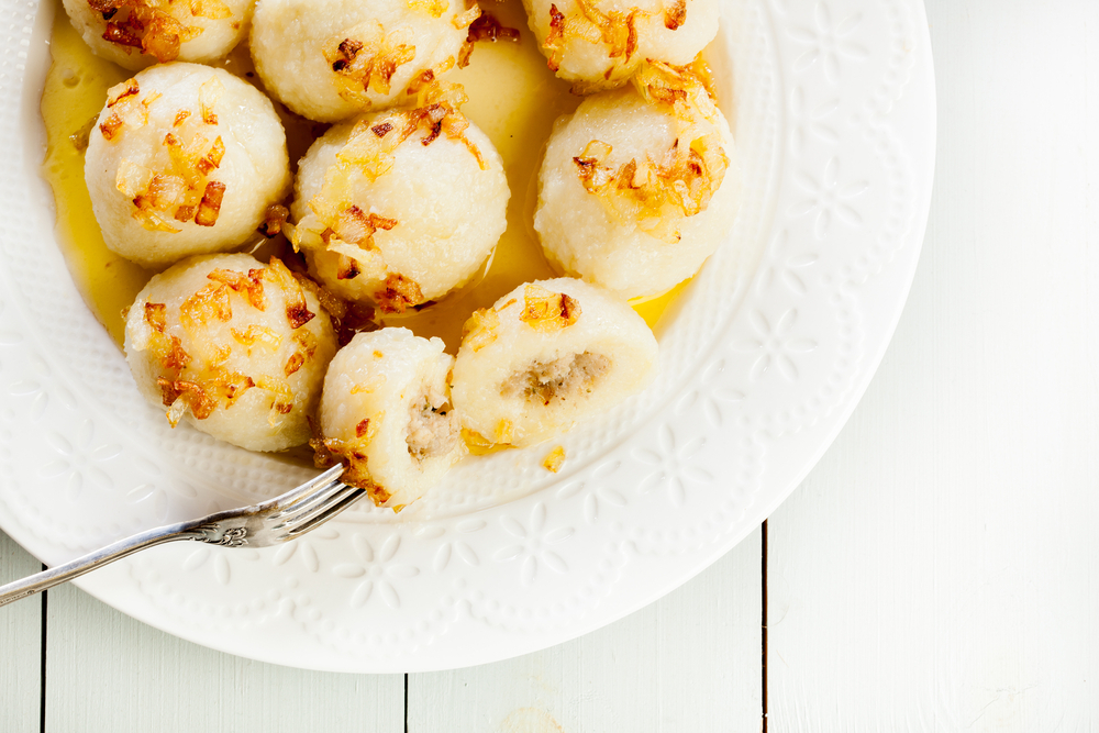 Kā pareizi gatavot klimpas un knēdeļus? Mīklas pamatrecepte ...